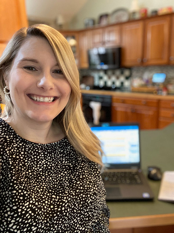 Tami Custard named recipient of the School of Journalism Amy Lenk Staff ...